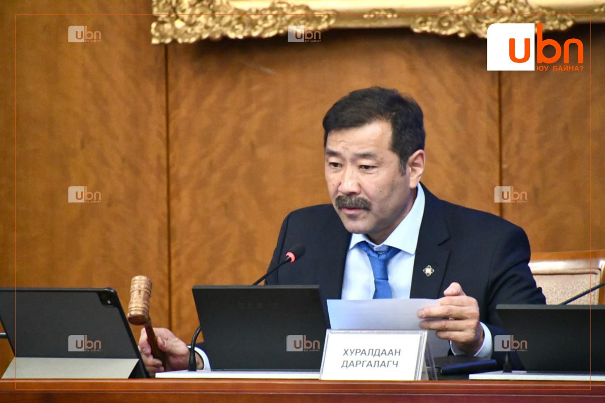 Ж.Бат-Эрдэнэ: Аль лоббитой, хөдөлгөөнтэй сайд нь ямар ч судалгаагүйгээр бүтцээ батлуулчхаж байн